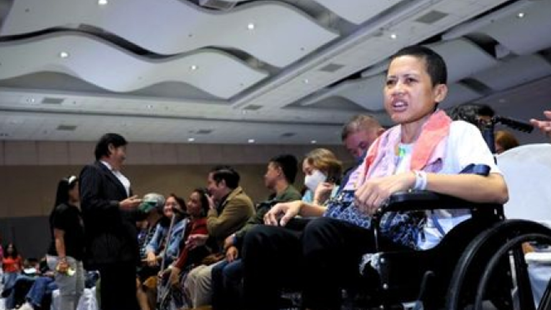 All Establishments Mandated To Have PWD Priority Lanes | Metropolitan